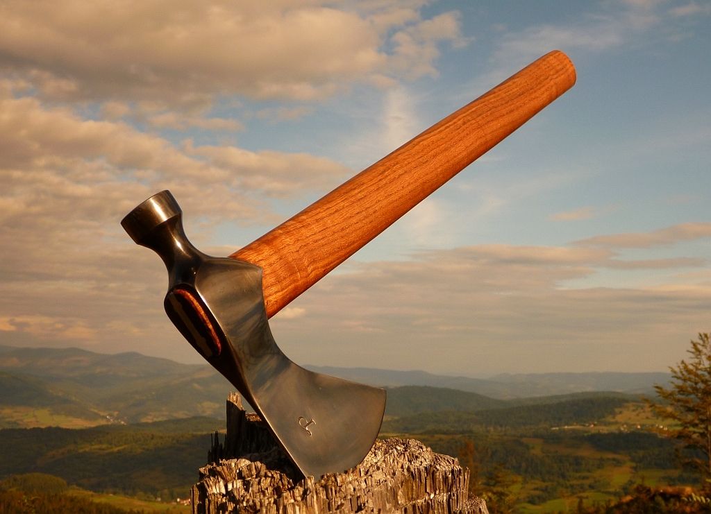 ID This Tomahawk? | BladeForums.com